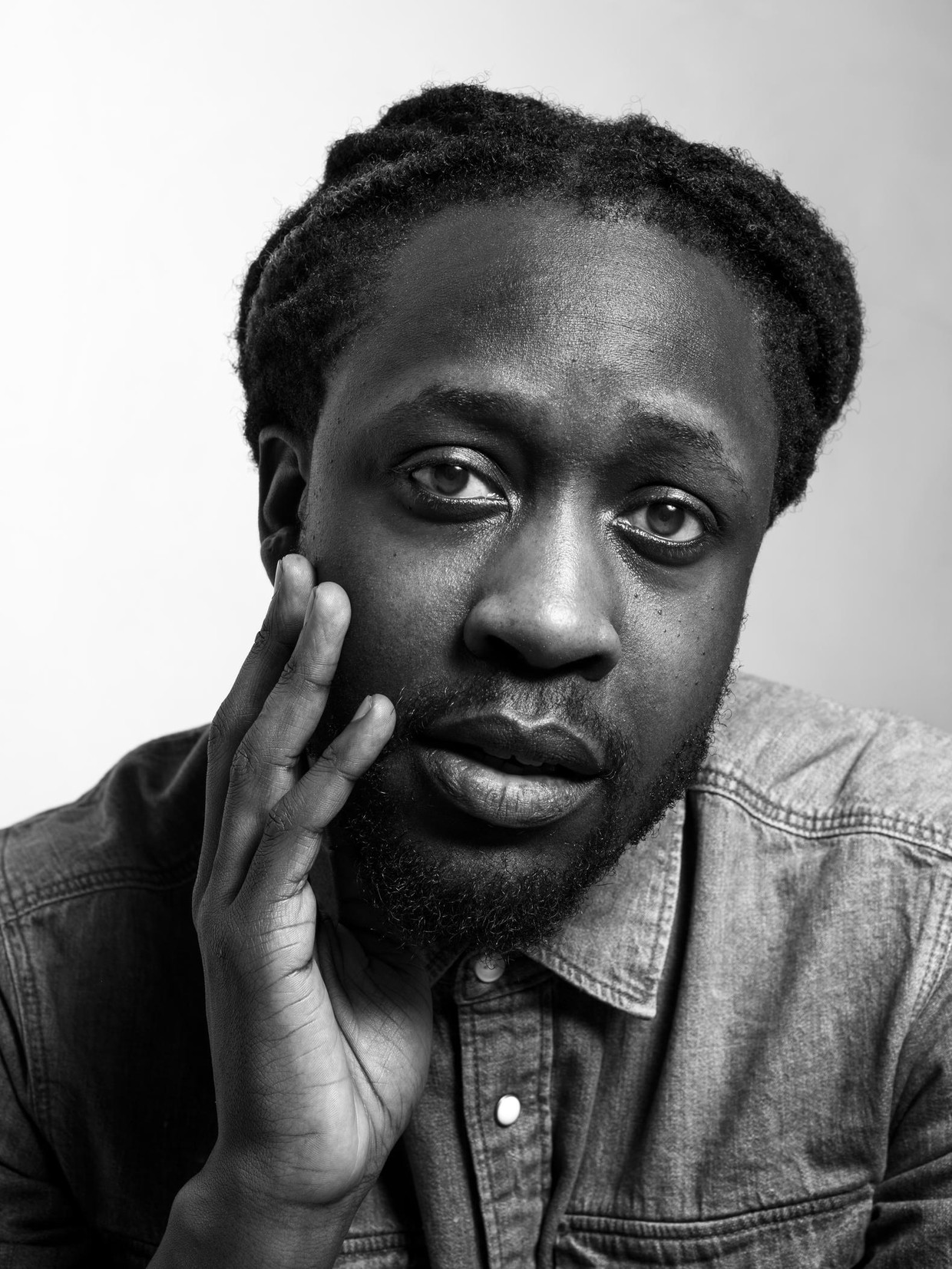 Rapper Akwasi: 'Belangrijk om te kunnen opkijken naar iemand die op jou ...