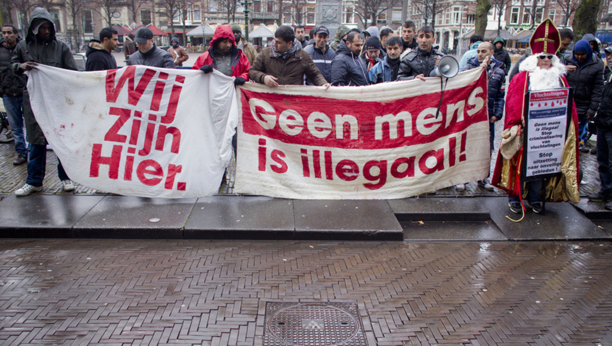 'Teeven heeft buit al binnen: hulp aan illegalen wordt hoe dan ook ...