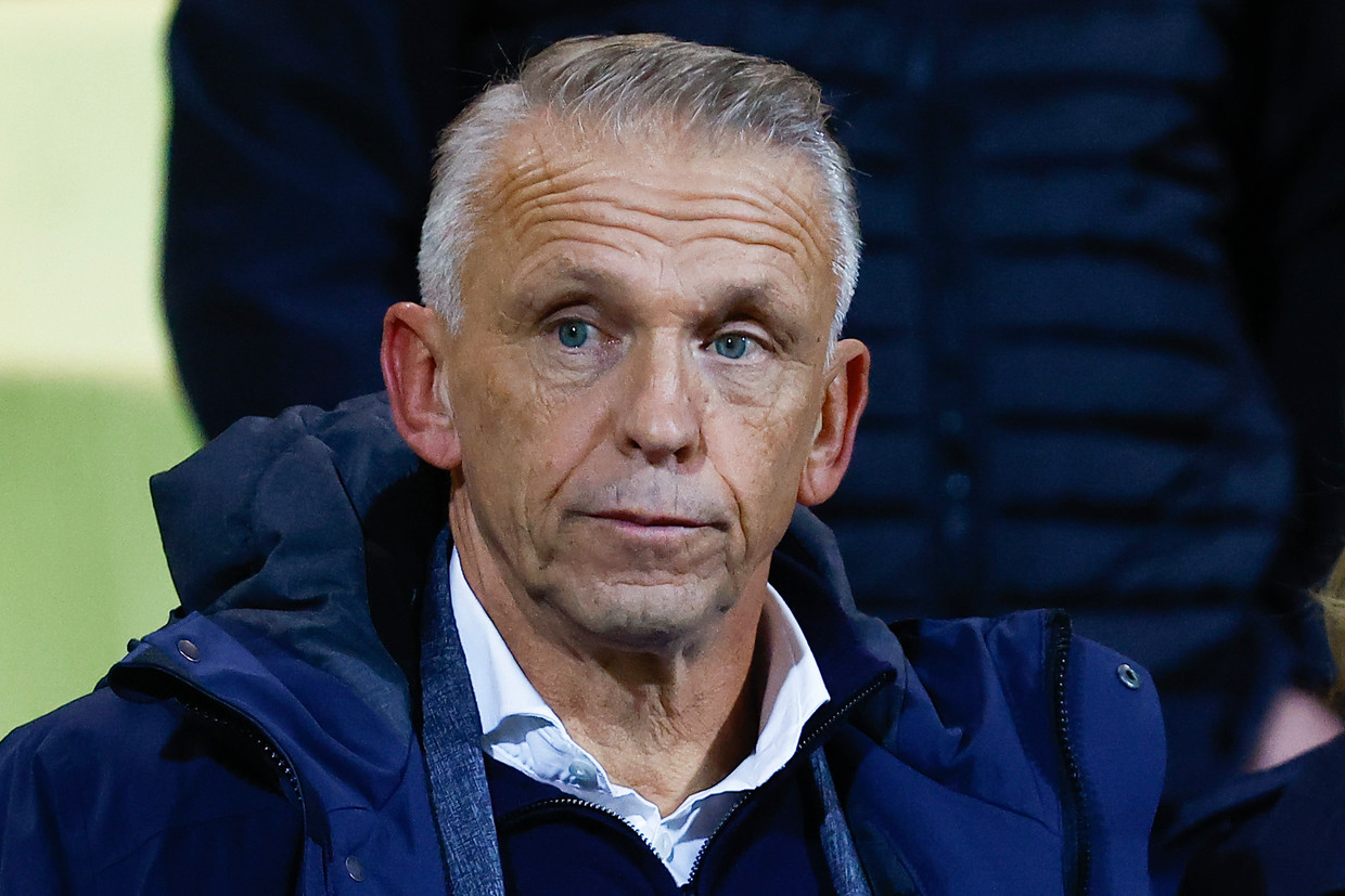 Edward Sturing krijgt voor de zevende keer de opdracht Vitesse te redden