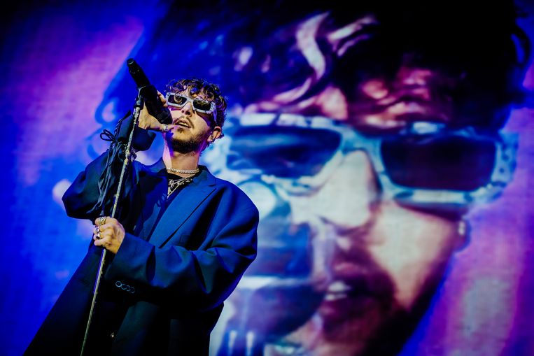 Max Colombie is een charismatische showman, maar blijft wat steken in ...