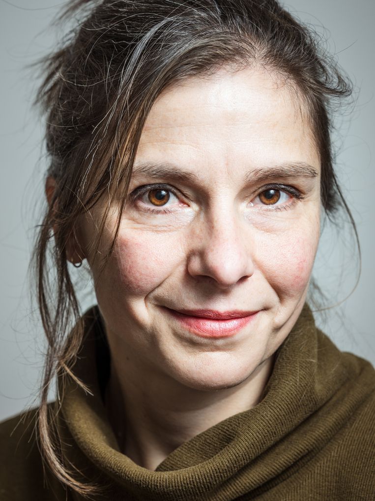 Interview met... schrijver Michelle van der Kind | De Volkskrant