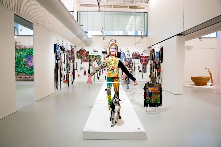 Kleien, weven, glasblazen of glazuren: de traditionele ambachten zijn ...