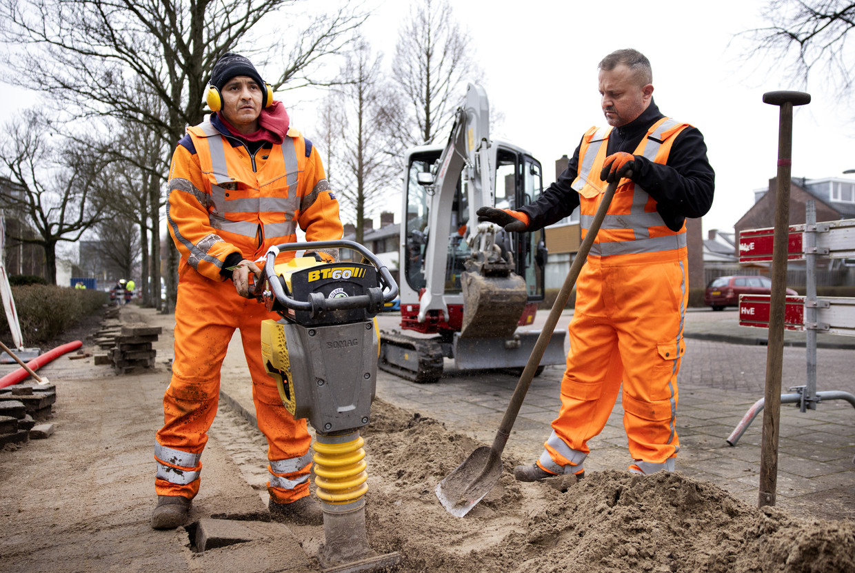 Netbeheerders hebben moeite om de energietransitie bij te houden