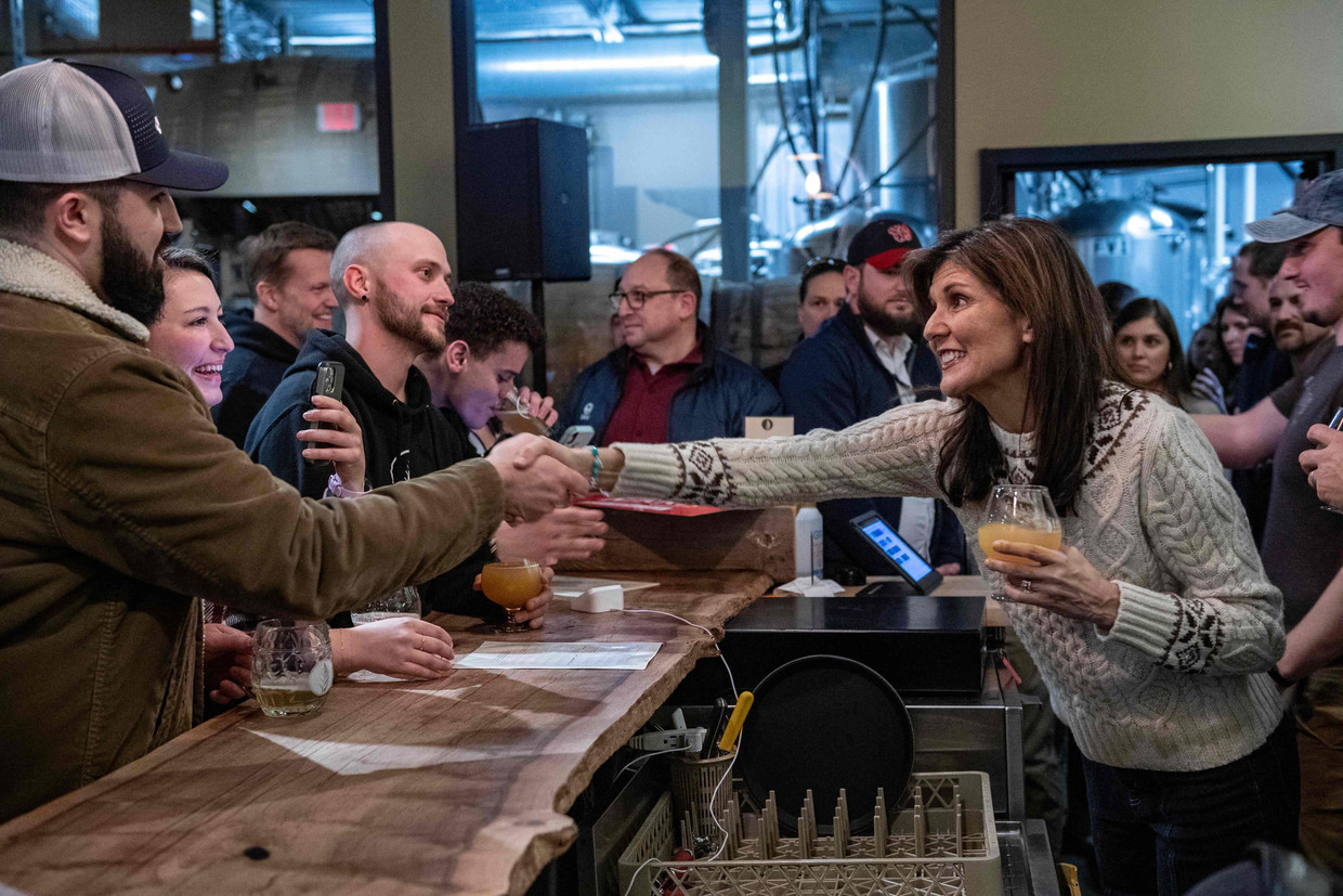Spannende tweestrijd in New Hampshire: ‘Ik stem op Nikki Haley, maar ik ...