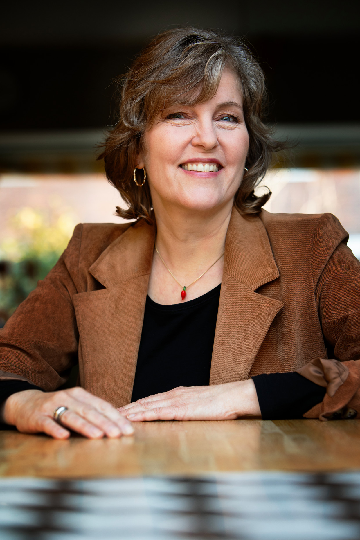 Recensie: Luister van Sacha Bronwasser is spannend en trefzeker