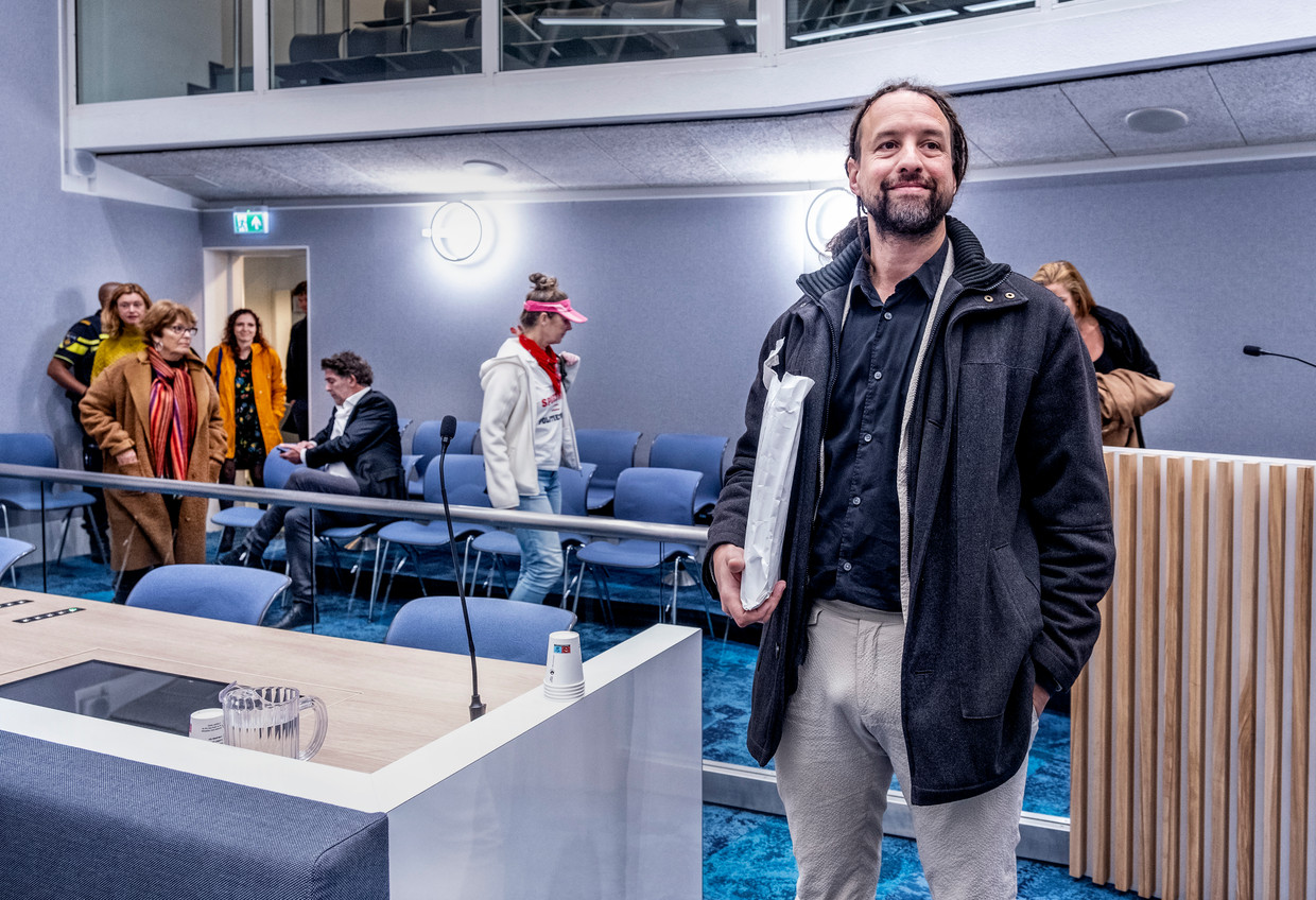 Willem Engel vandaag voor de rechter in Rotterdam, lastige strafzaak ...