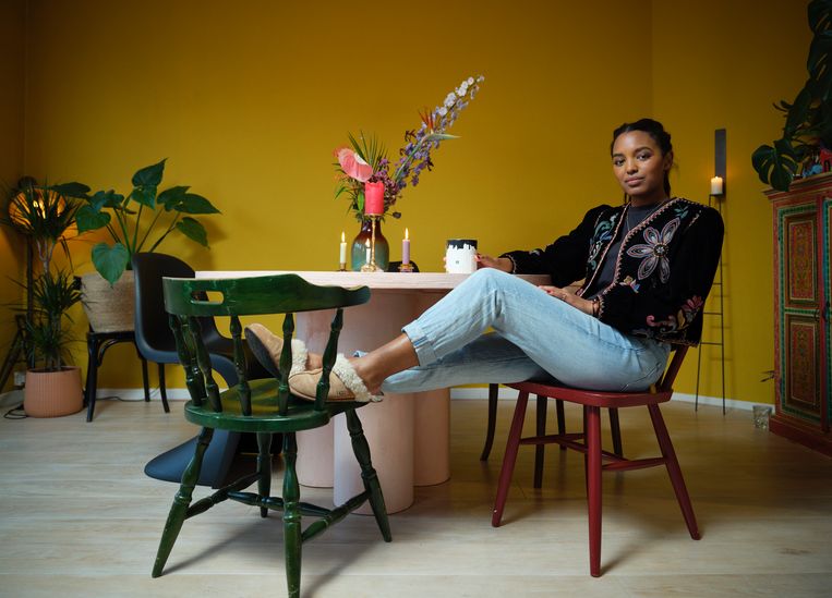 Voor presentator Sosha Duysker wordt 2023 het jaar van ‘het echte contact’: minder connecties ...