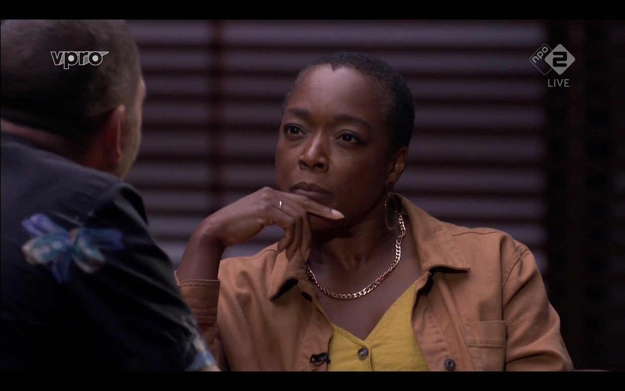 Door kennisachterstand van de interviewer bleef het gesprek met Alida ...