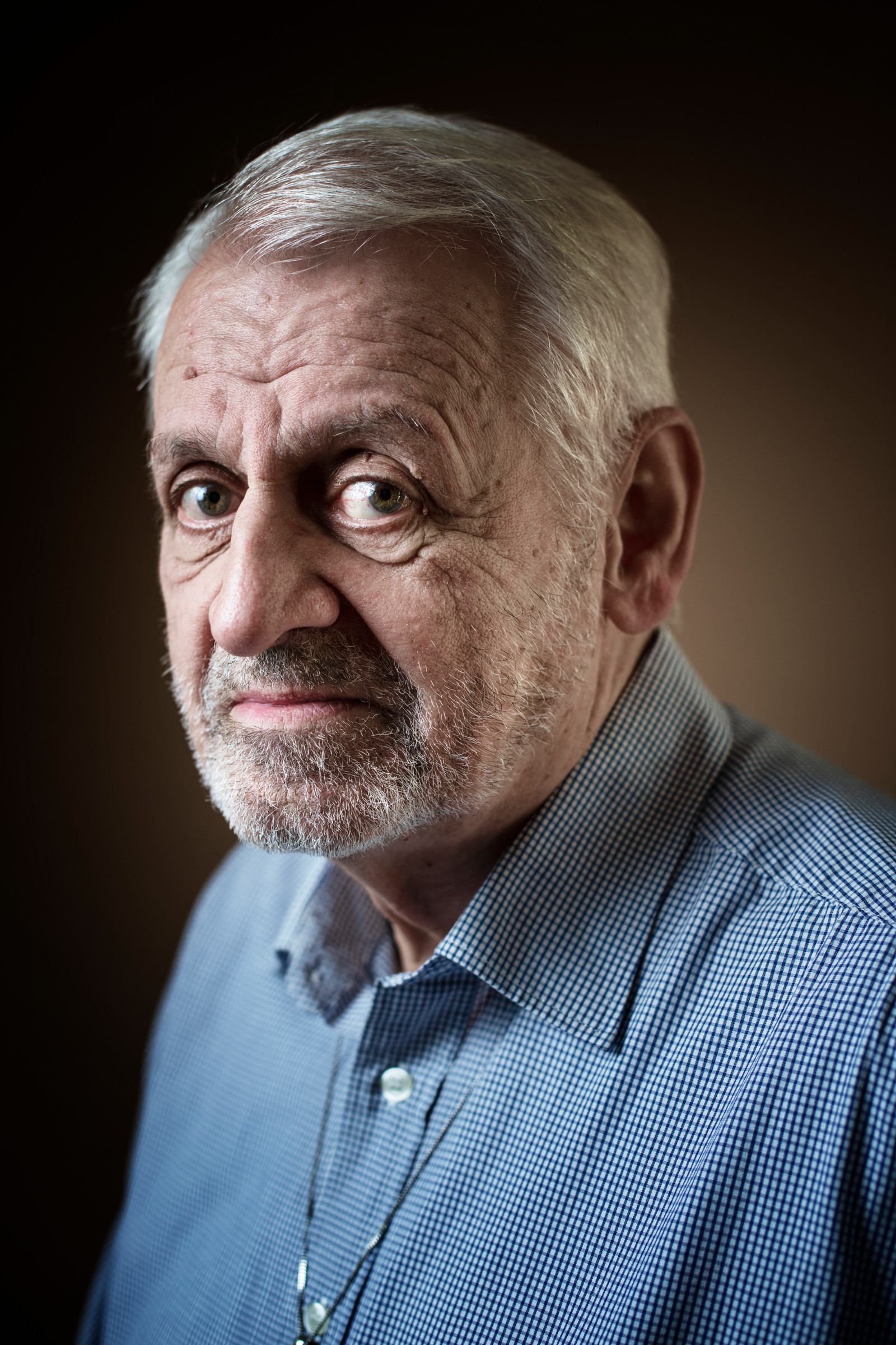 Deze psycholoog hielp meer dan honderd mensen aan Middel X. Aan de ...