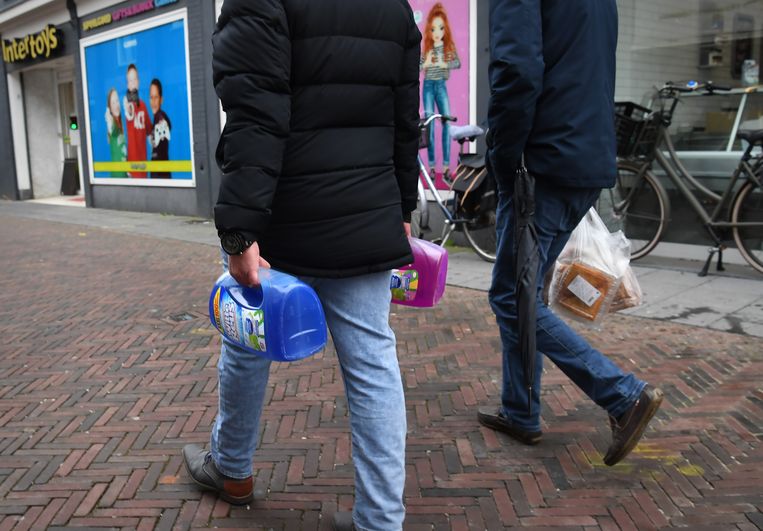 Nederlands minimumloon is hoog, maar daalt ten opzichte van doorsnee ...