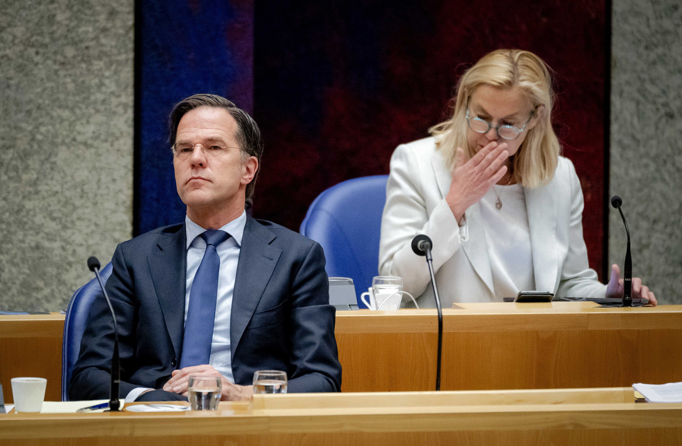 Onder deze voorwaarden stappen we misschien in kabinet, hinten Ploumen ...