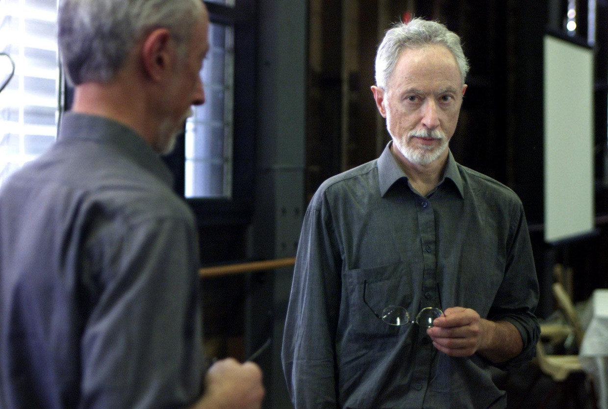 De liefdesgeschiedenis in ‘De Pool’ van J.M Coetzee intrigeert vanaf de ...