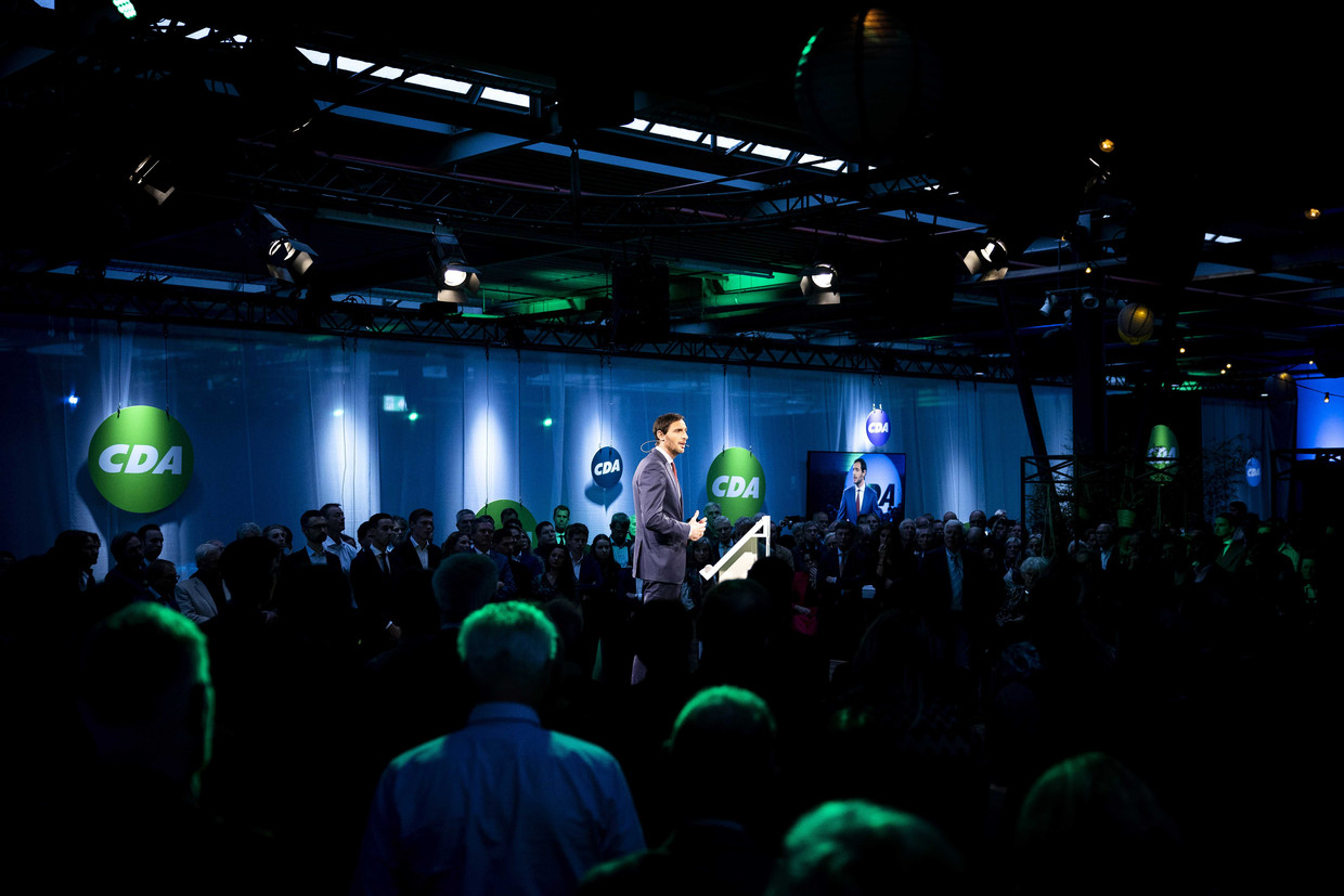 CDA-top meent de weg vooruit te kennen, maar leden en prominenten tonen ...