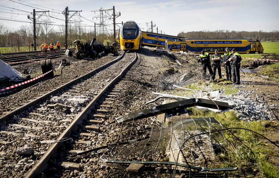 Lees hier het liveblog over het dodelijke treinongeluk in Voorschoten terug