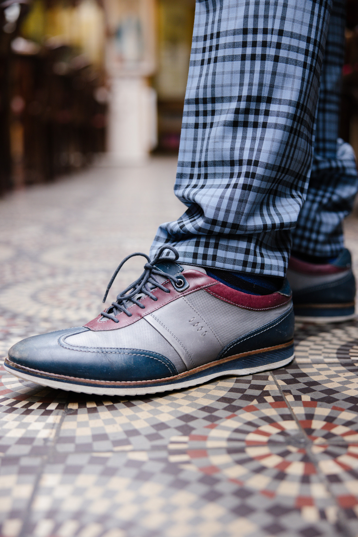 Muzikant Edgar Burgos van Trafassi is bril-, kleding- én hoedenman ...