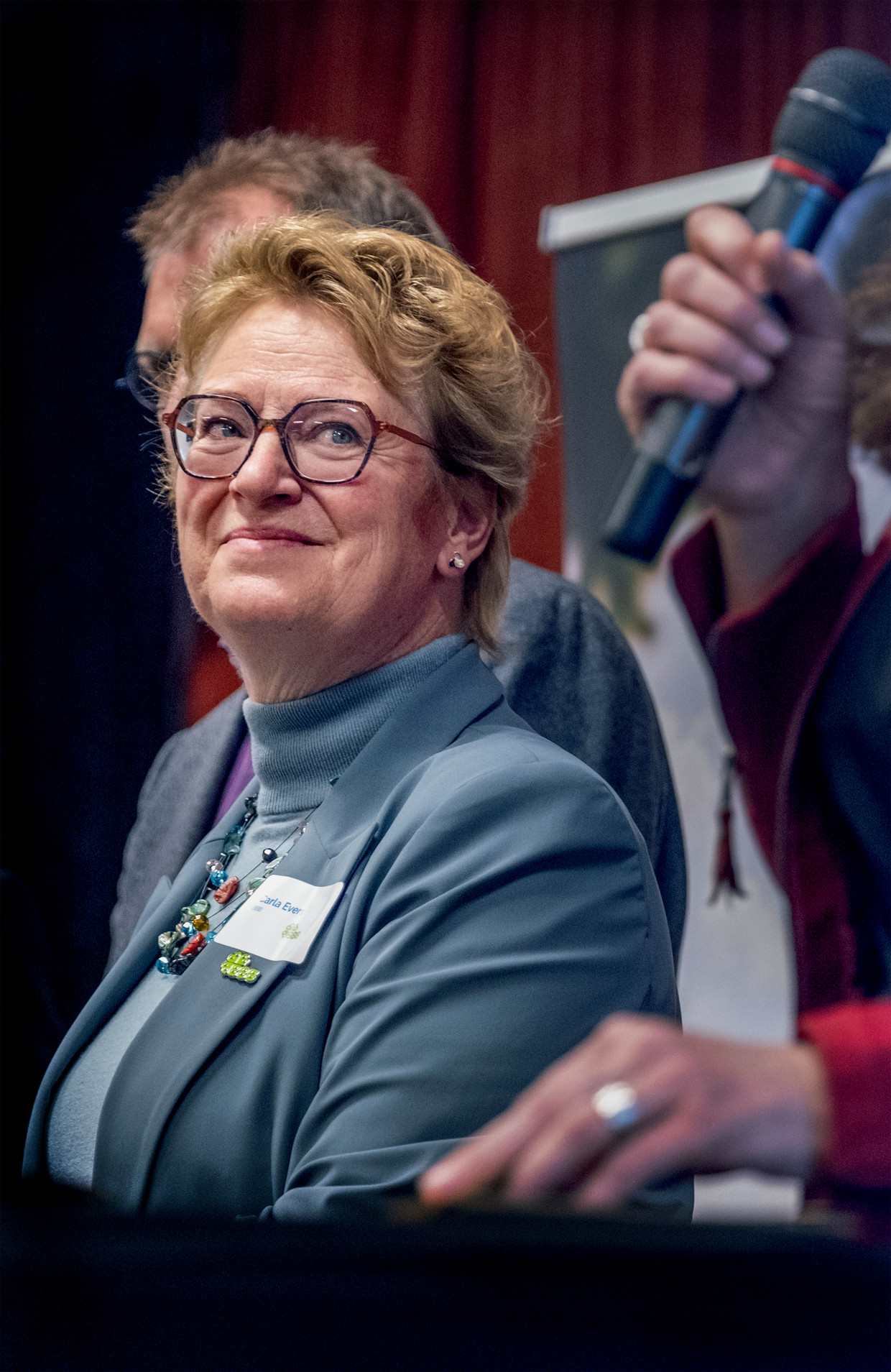 Eén jaar politiek actief en pluimveehouder Carla Evers is al een machtsfactor in Overijssel én ...