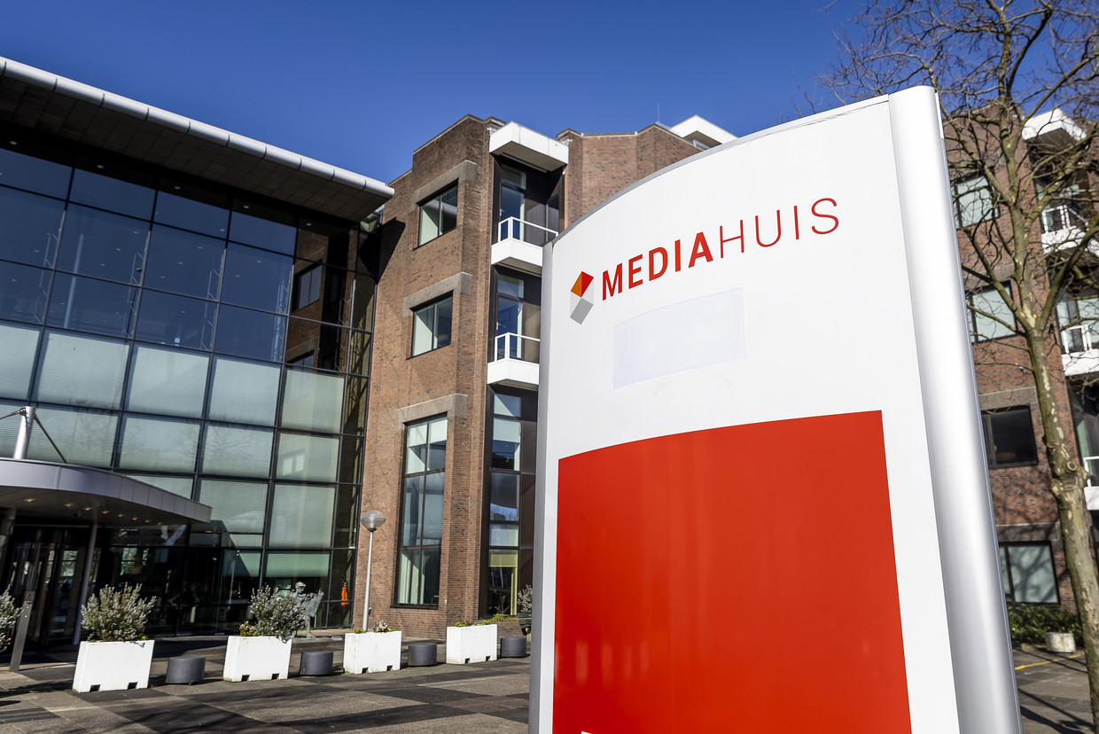 Mediahuis lanceert sportsite waarbij AI de koppen en berichten voor ...