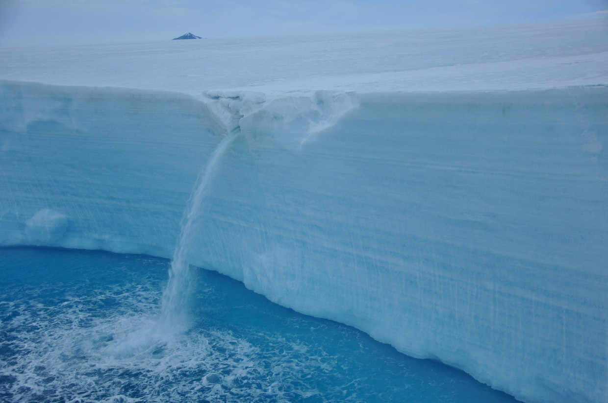 Gigantische ijsvlakte Antarctica staat op breken | De Volkskrant