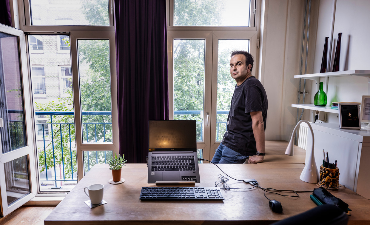 De enige missie van dichter Mustafa Stitou is het maken van goed werk