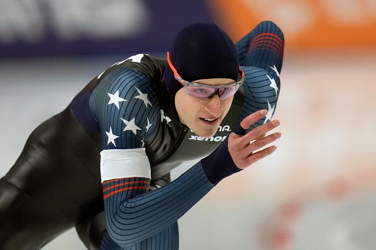 Amerikaanse schaatser Jordan Stolz verpulvert wereldrecord bij ...