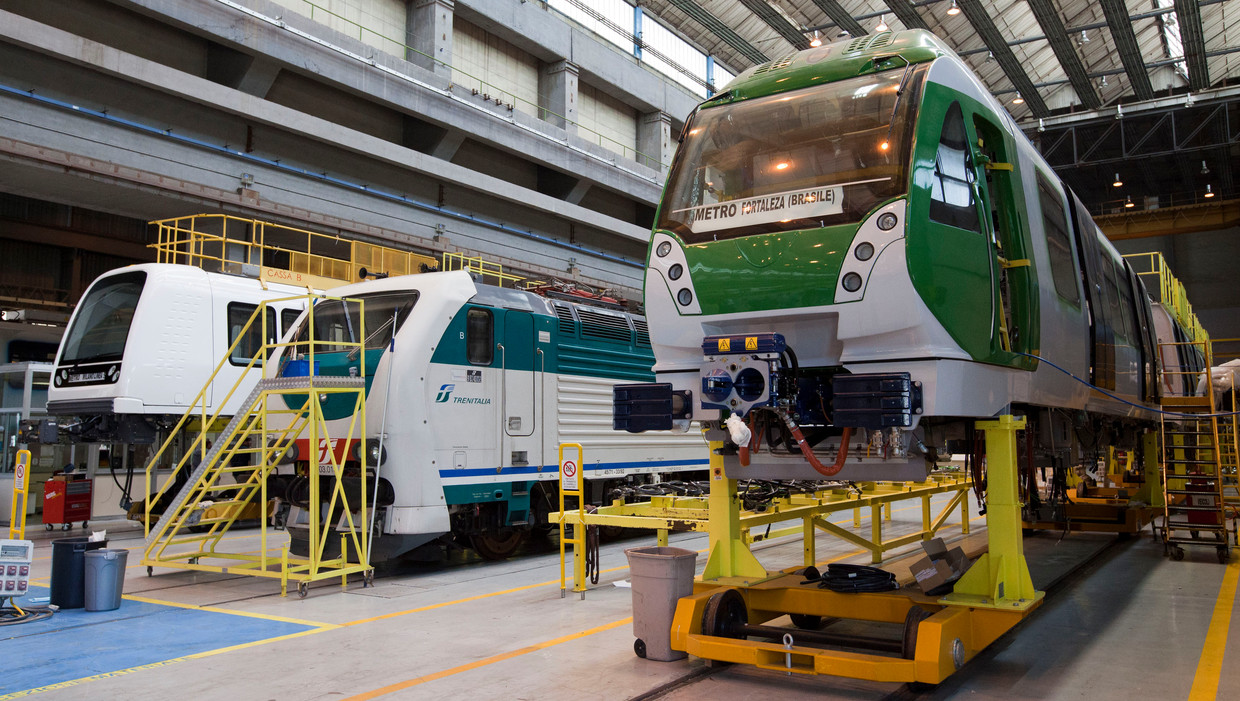 Fyra-debacle: 'Het ontbreekt NS-bazen aan spoorkennis' | De Volkskrant