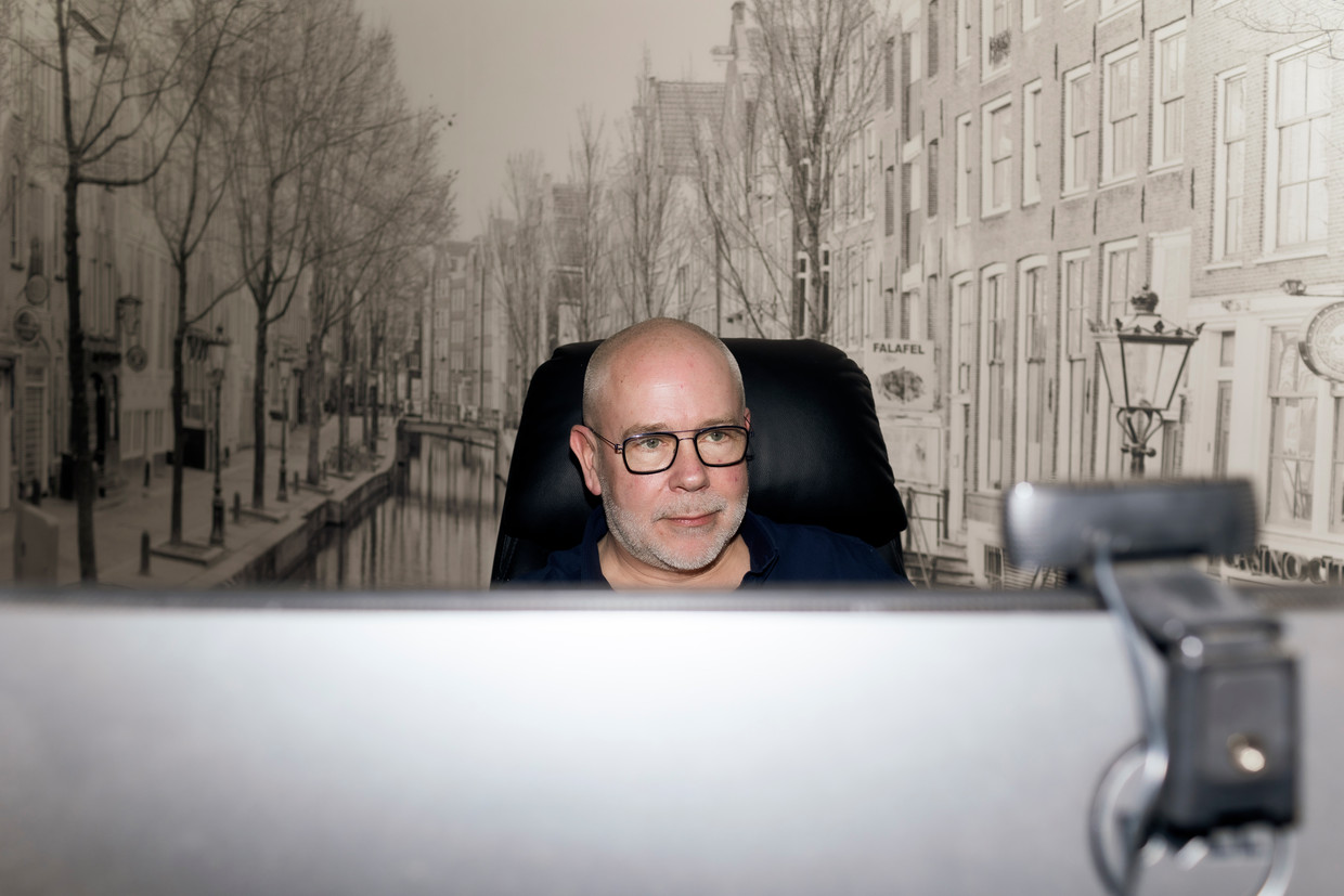 ‘Hé pap, pak de naald en geef jezelf een injectie’: hoe Alistair vanuit ...